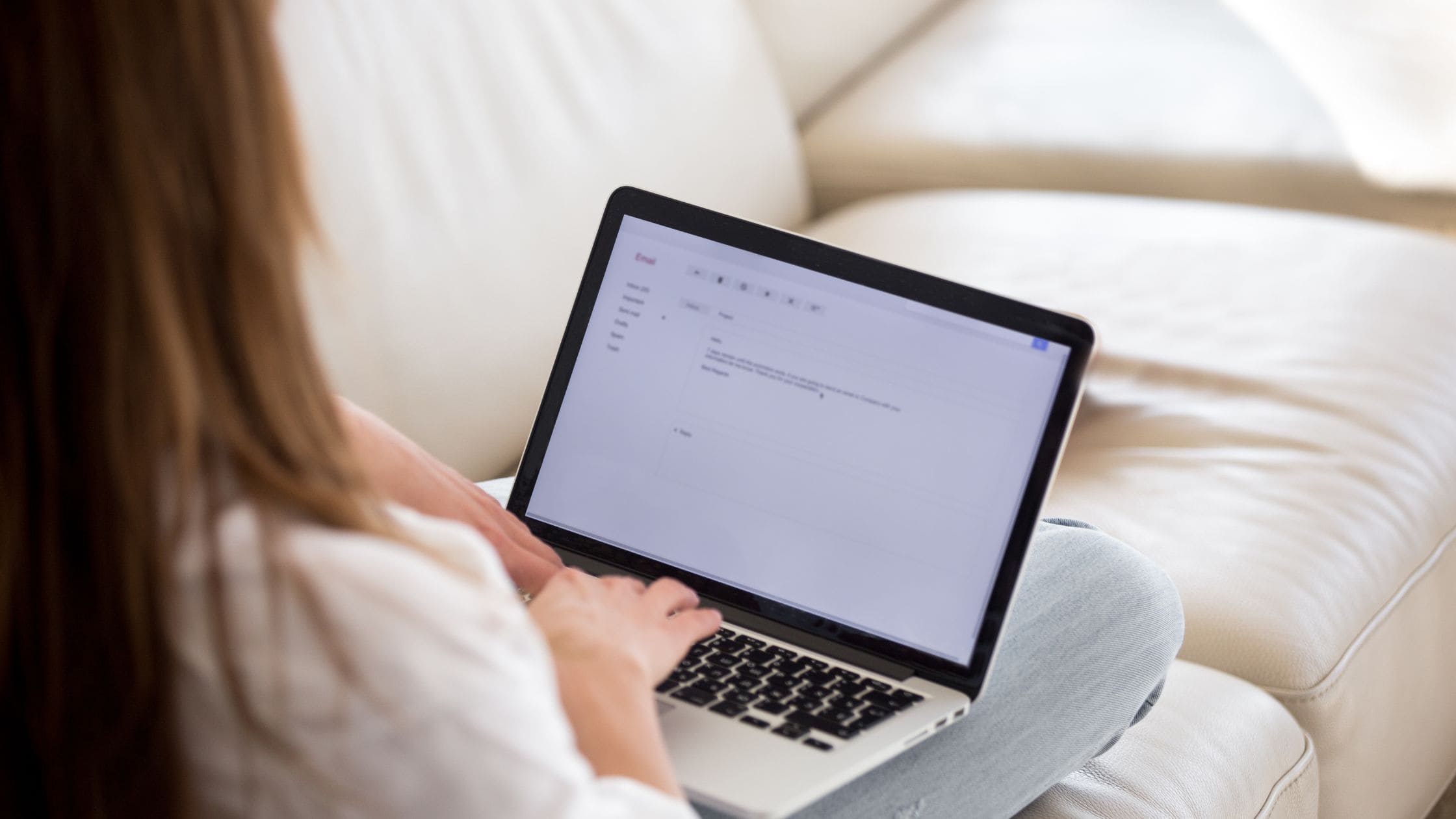 Come scrivere una Email in Inglese - English For Everybody
